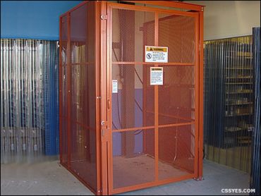 Hydraulic Vertical Lifts - Industrial Material Lifts | C&SS