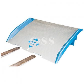 Bluff SB Series - Loading Dock Equipment | C&SS
